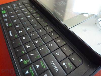 HTC Touch Pro với bàn phím Qwerty trượt