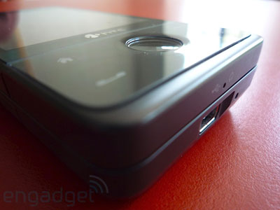 HTC Touch Pro với bàn phím Qwerty trượt