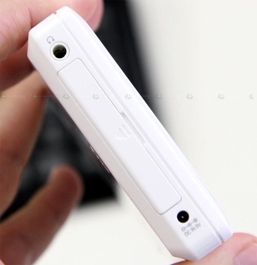 Đập hộp Cowon O2 - thiết bị nghe nhìn 'khủng'