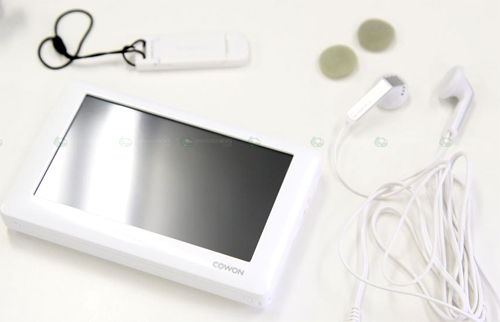 Đập hộp Cowon O2 - thiết bị nghe nhìn 'khủng'