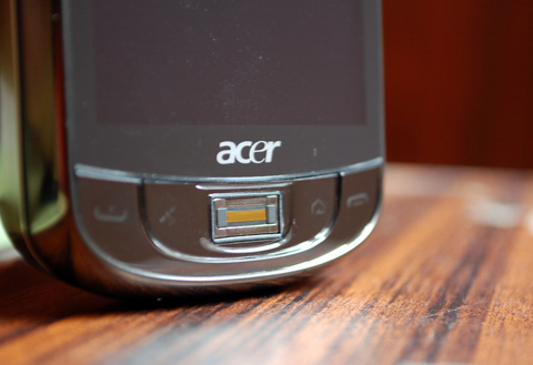 Ngắm PDA phone doanh nhân của Acer