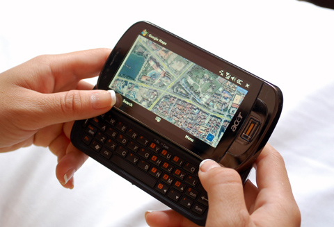 Ngắm PDA phone doanh nhân của Acer