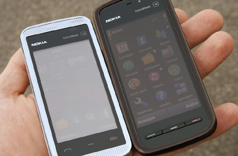 Nokia 5530 vs. 5800 XpressMusic