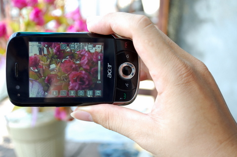 Ngắm PDA nhỏ gọn của Acer