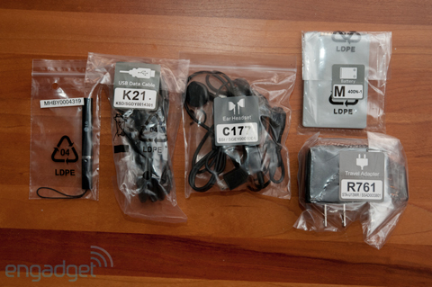 Mở hộp PDA phone 1GHz của LG