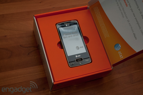 Mở hộp PDA phone 1GHz của LG