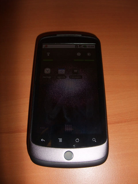 Google Nexus One trình diễn