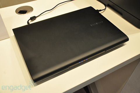 'Chân dung' laptop doanh nhân mới của Samsung